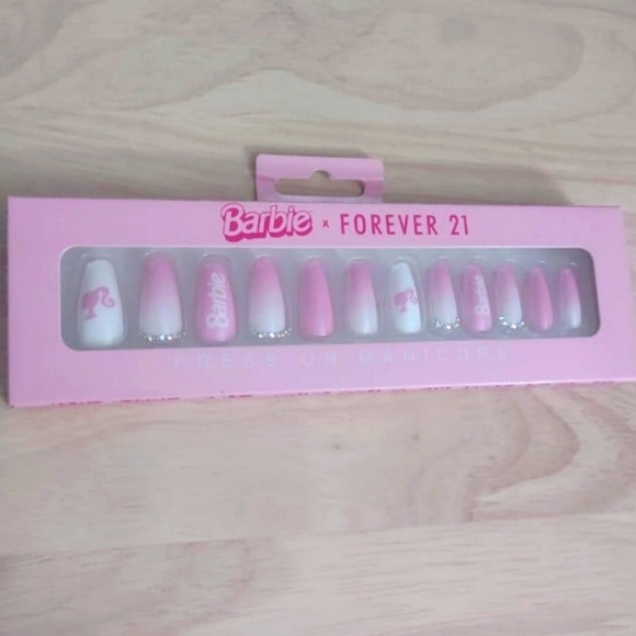 Barbie | Makeup | Barbie Forever 2 Limited Edition Pink Crystal Nail ...
